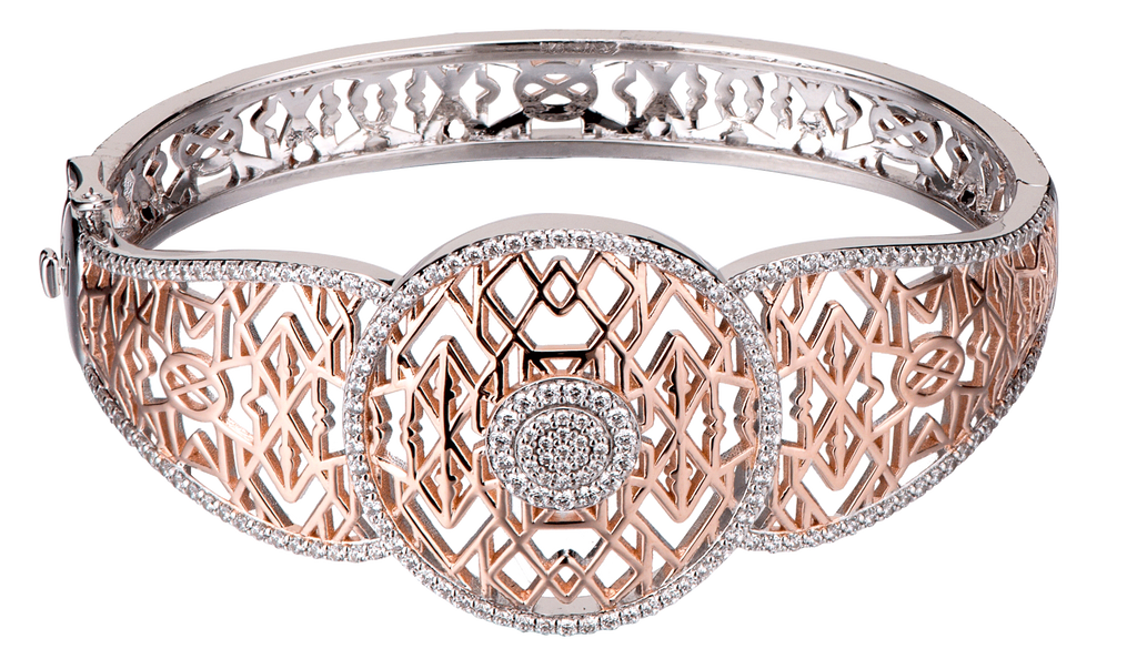 GRACE & LACE – twinklesbysevan